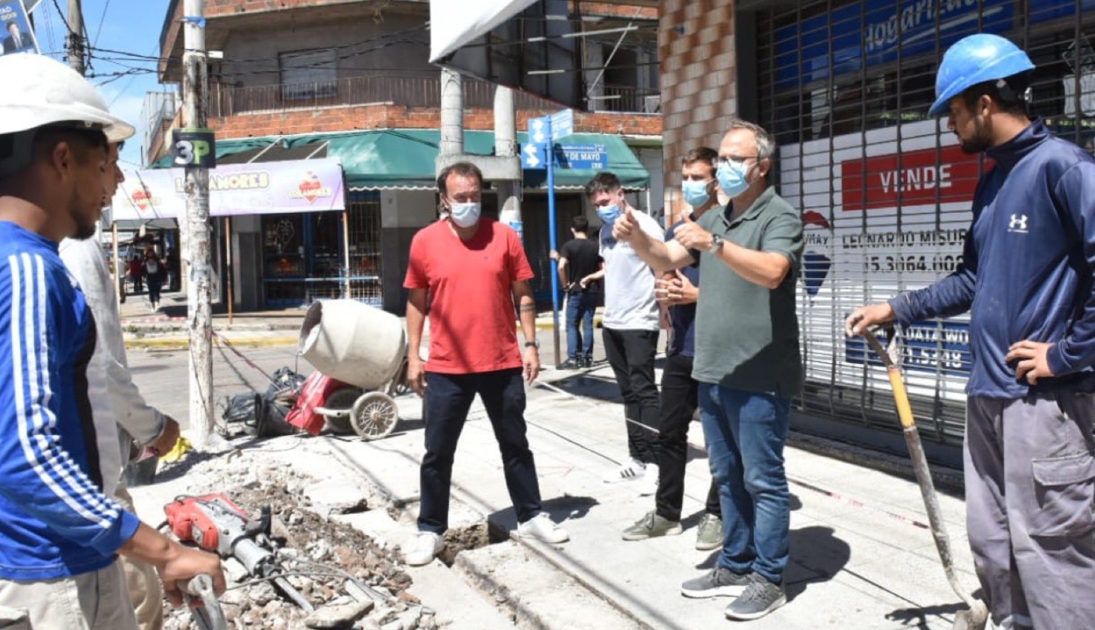Comienzan a instalar paradas seguras en Tres de Febrero: cuántas serán ...