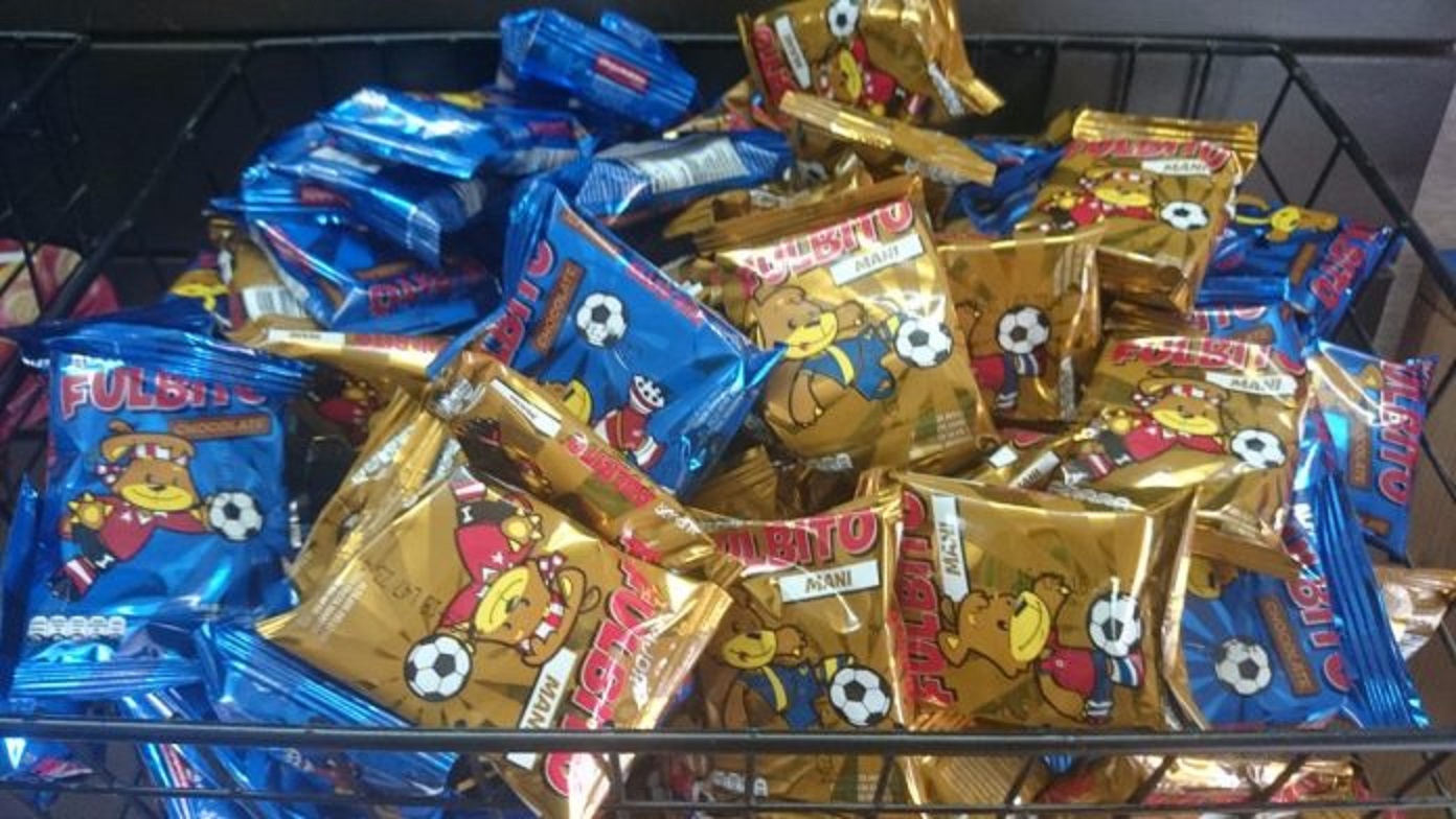 Una emblemática fábrica de alfajores del Conurbano detuvo la producción ...