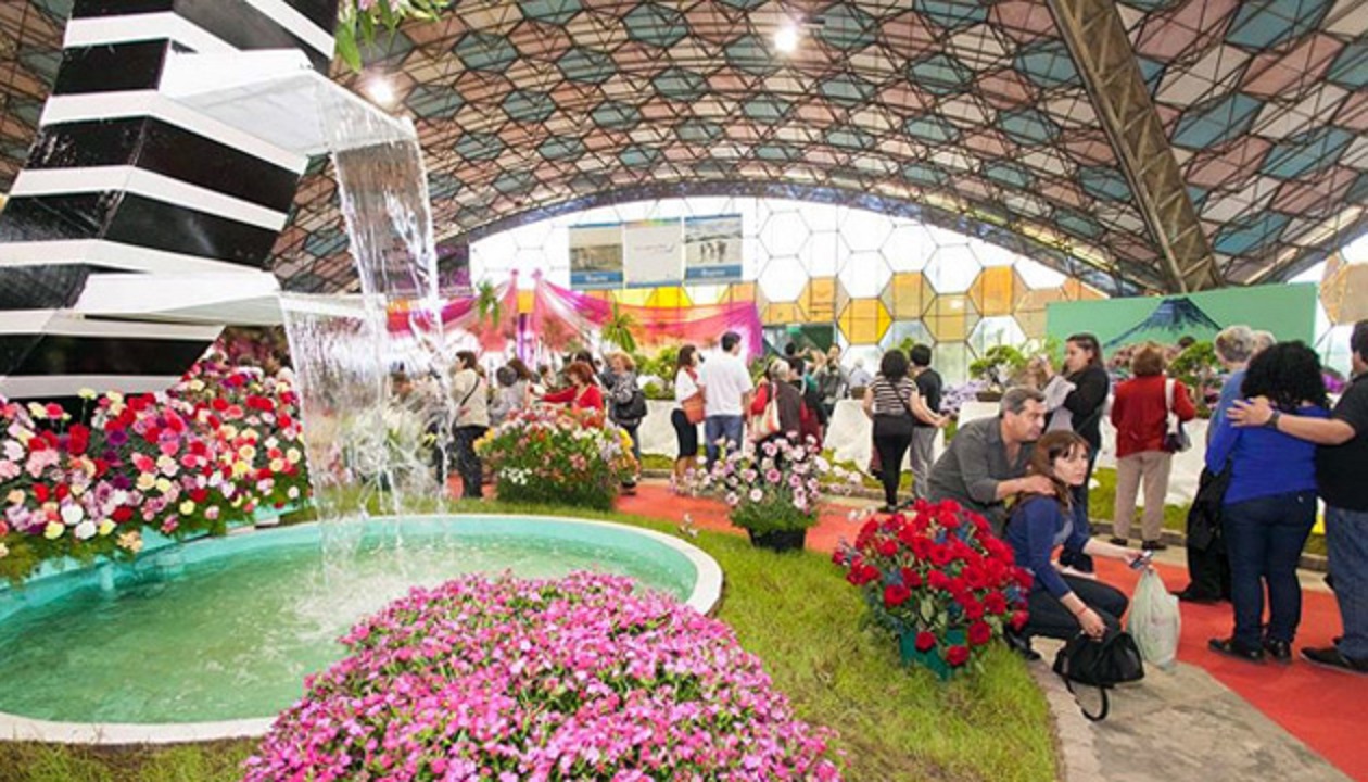 Rusherking, La Mona Jiménez y Los Palmeras, en Escobar por la Fiesta de ...