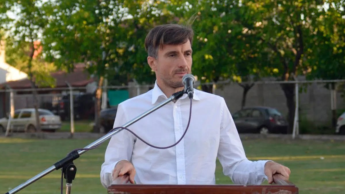 Asaltaron al intendente de Morón: cómo fue el robo que sufrió Lucas Ghi ...