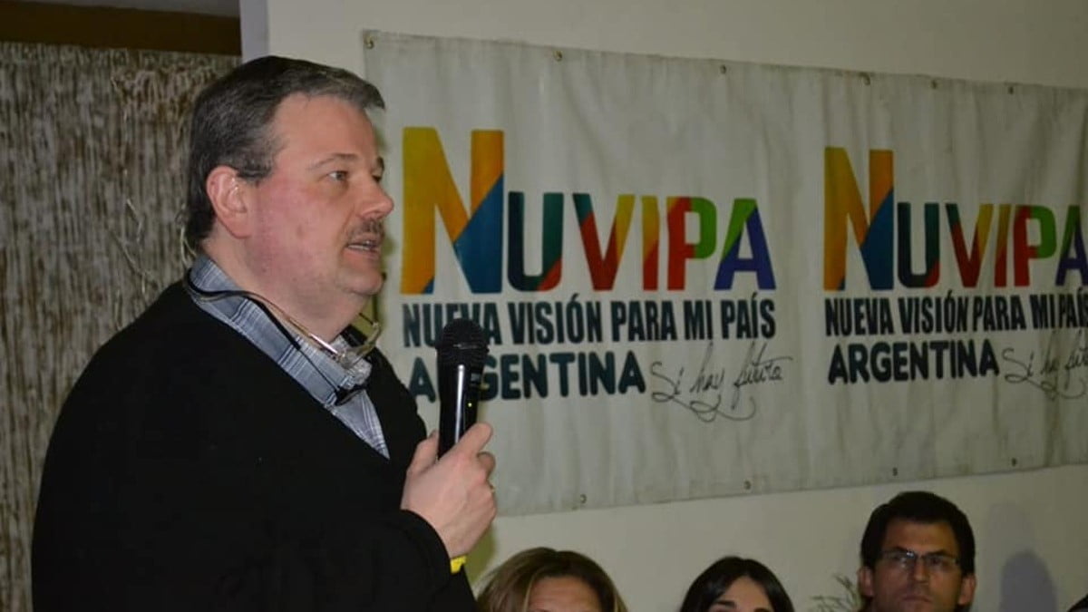 Quién es Oscar Héctor Alva, el hombre que puso en jaque la reelección ...